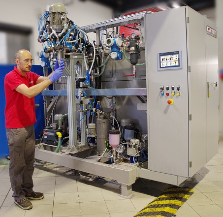 Cannon ‘talking head’ for polyurethane processors | European Rubber Journal