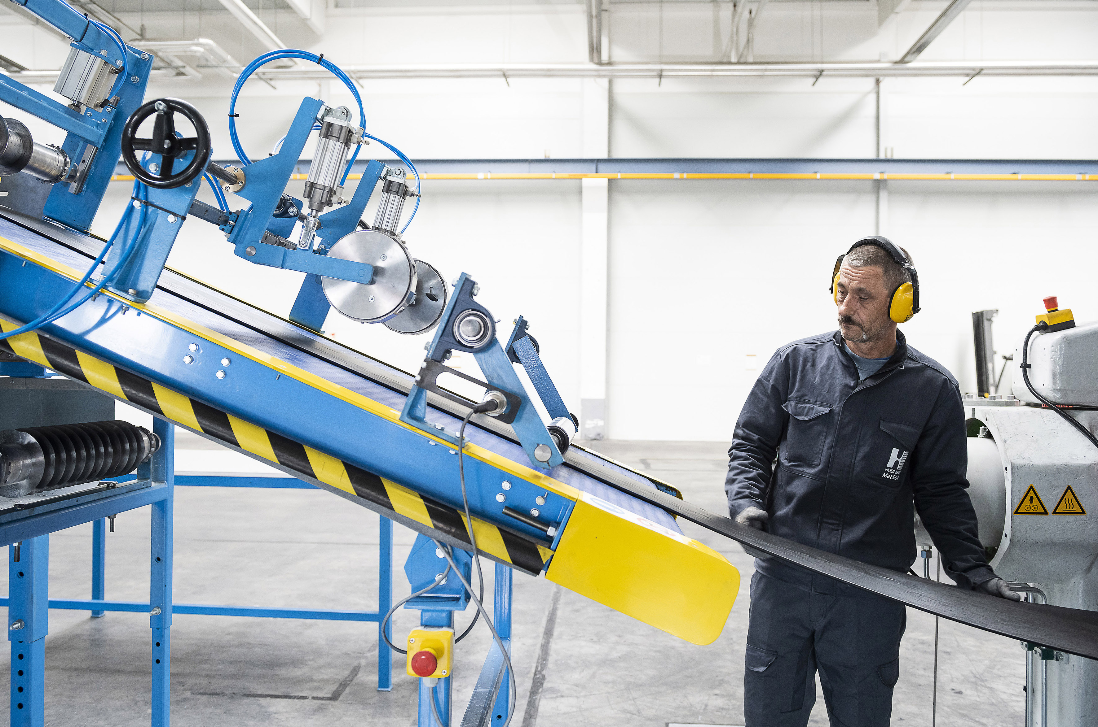 Huebner opening “ultra-modern” elastomer compounding plant in Hungary ...