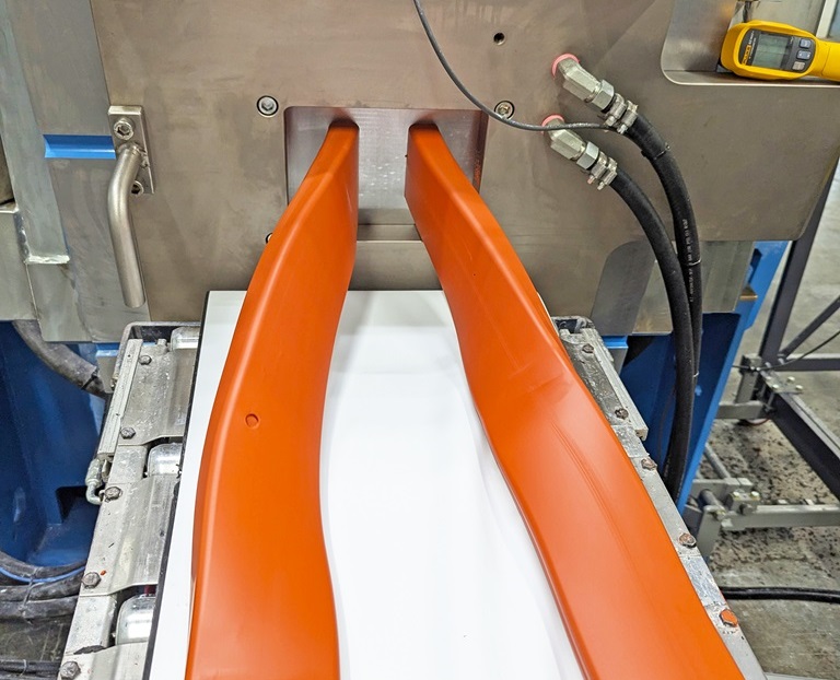 Laur Silicone expands capacity with new twin screw mixer | European ...